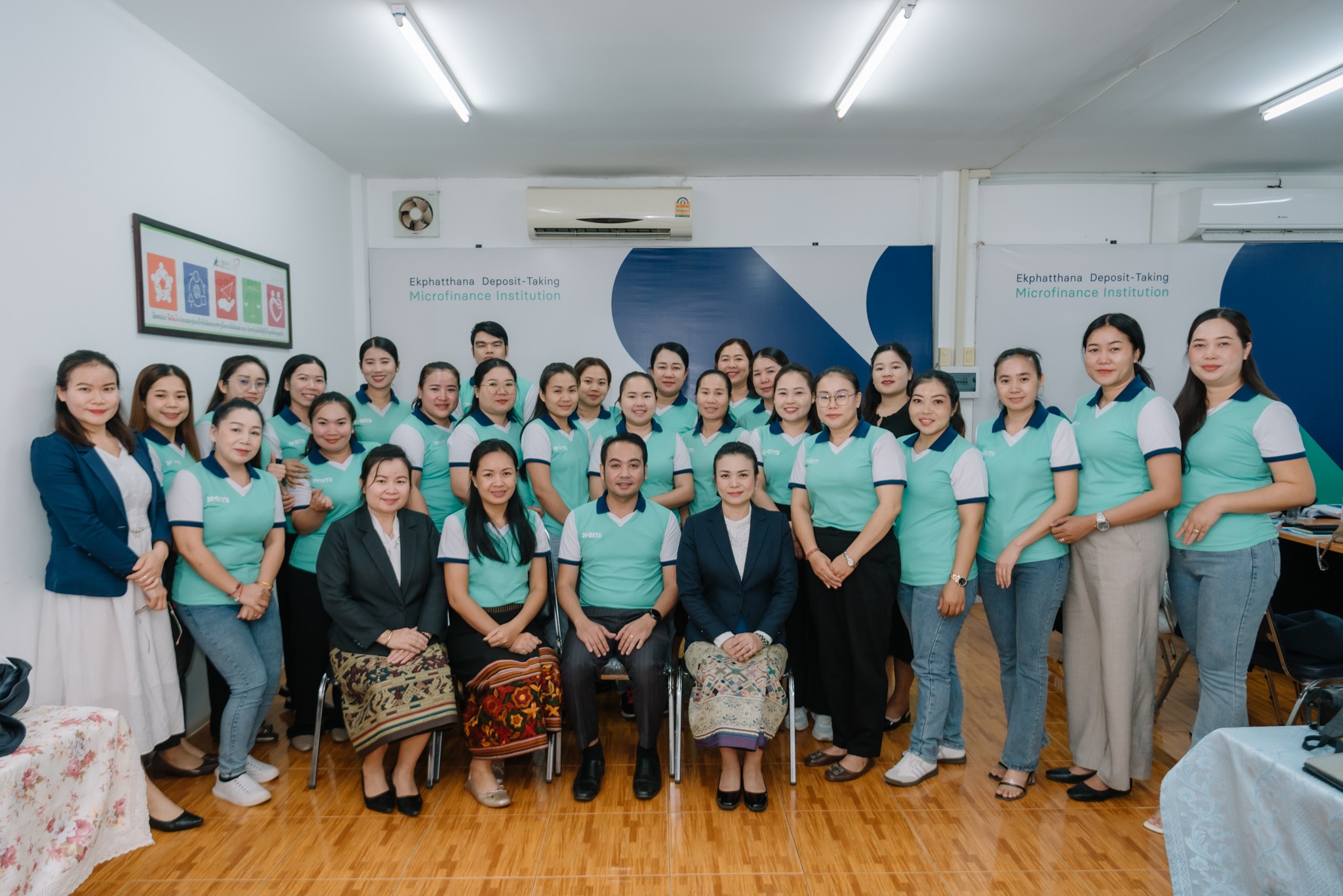 Staff Training on Administrative Assistance and Office Document ...